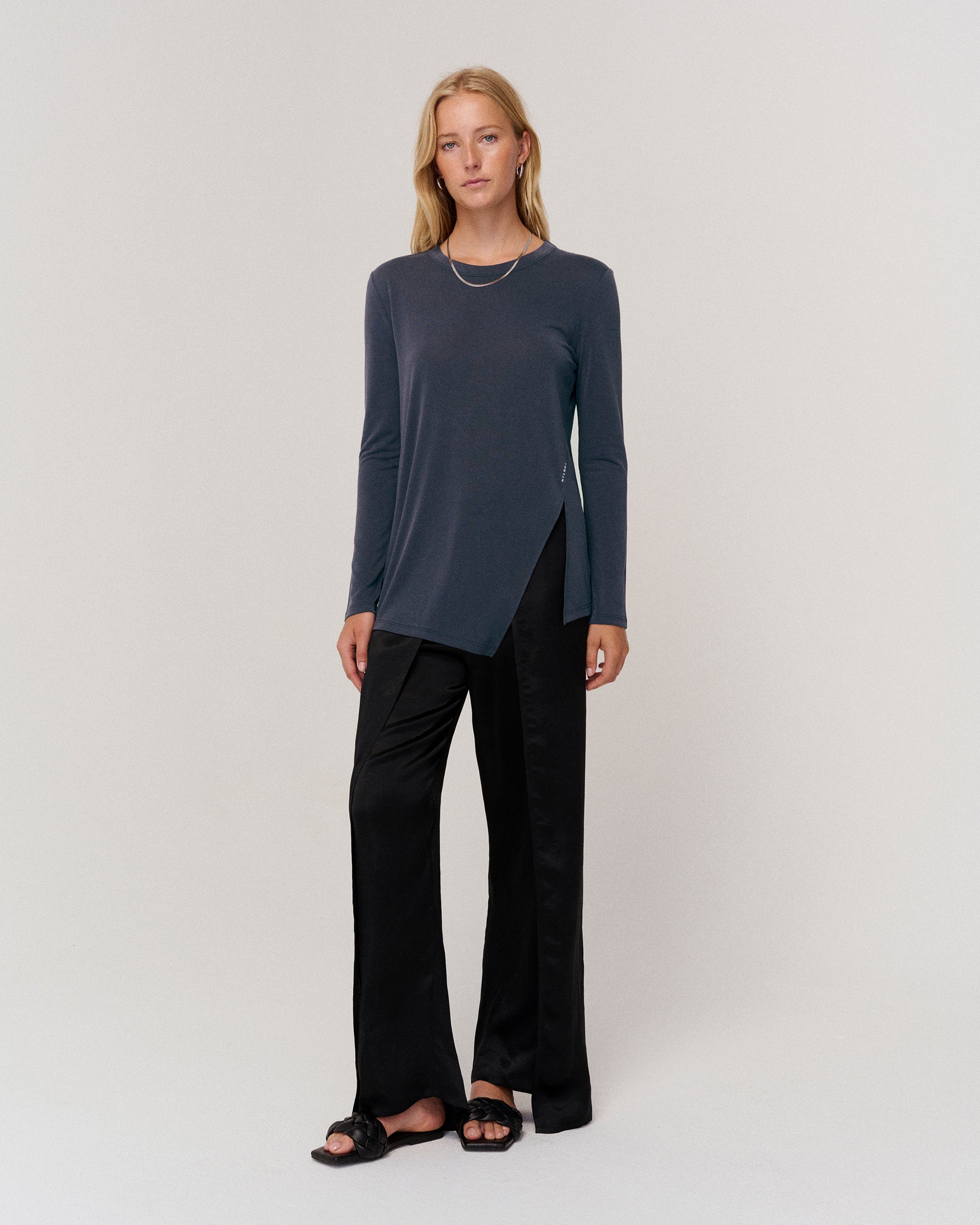 JADE TOP MIDNIGHT – NYLORA