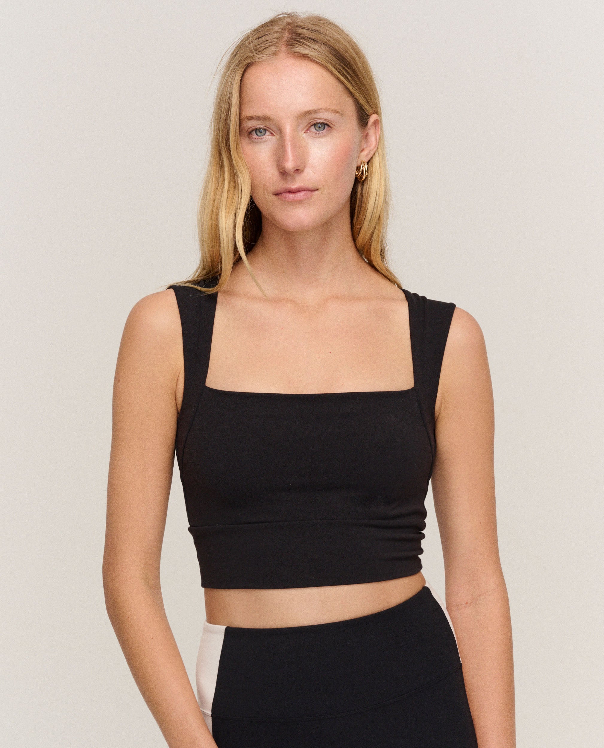 MARTA TOP BLACK | NYLORA